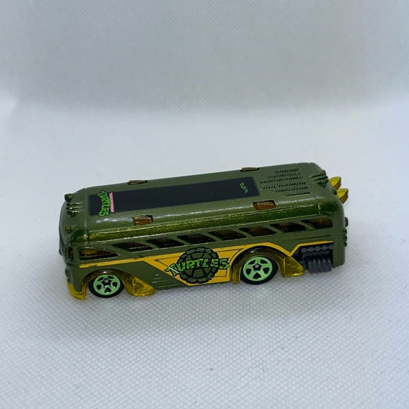 Hot Wheels | Toys | Hot Wheels Tmnt Party Van Bus Ninja Turtles Merch ...